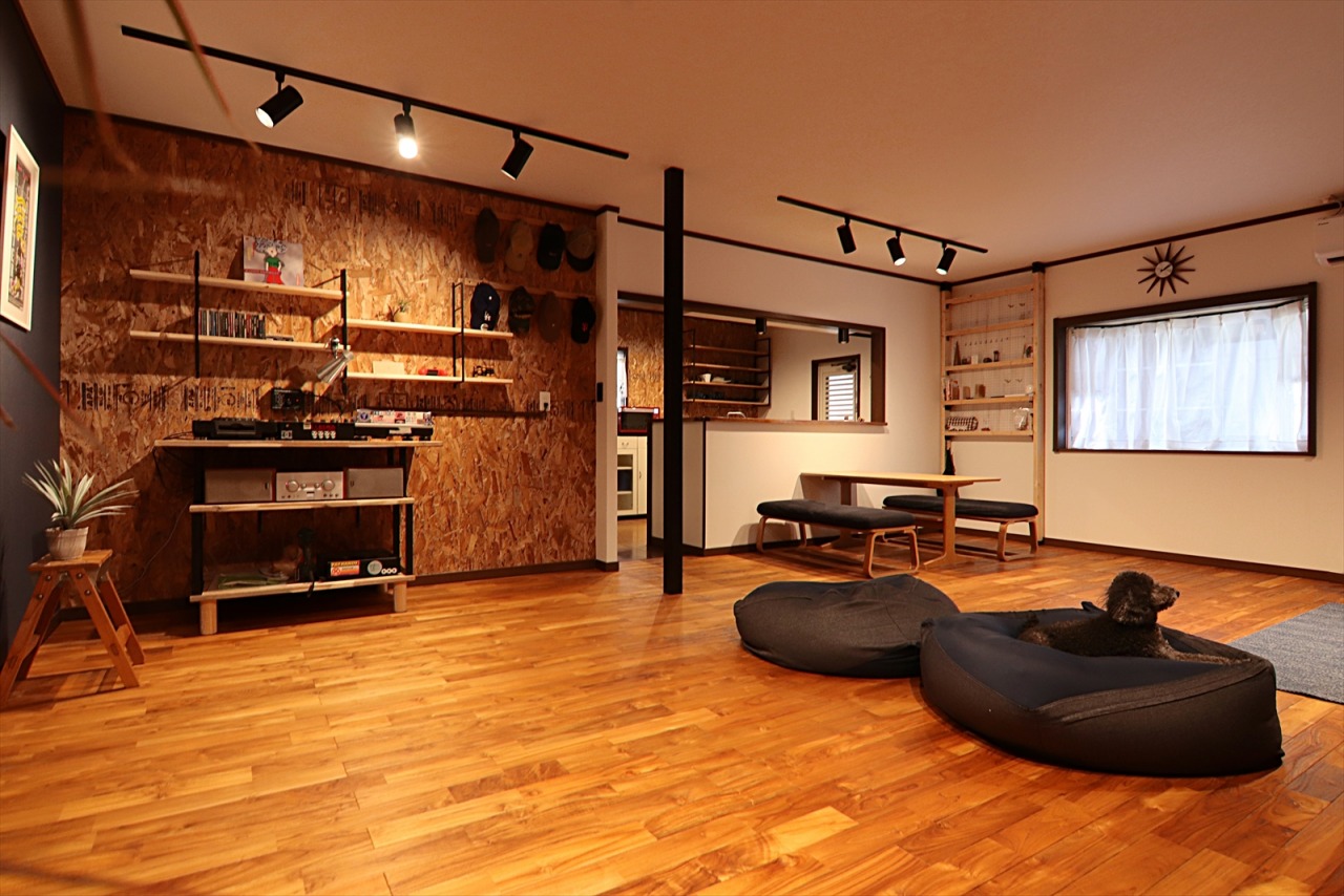 DIYでアレンジを楽しむアクティブなリビング - 施工事例 - TOKAI WiLLリフォーム 地元静岡に密着した生活総合リフォーム